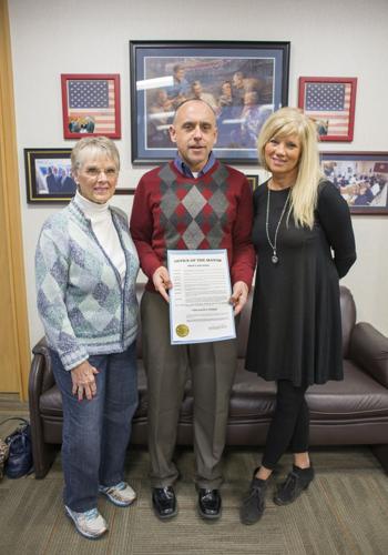 Goodnight provides proclamation to kick off Tri Kappa Week | News ...