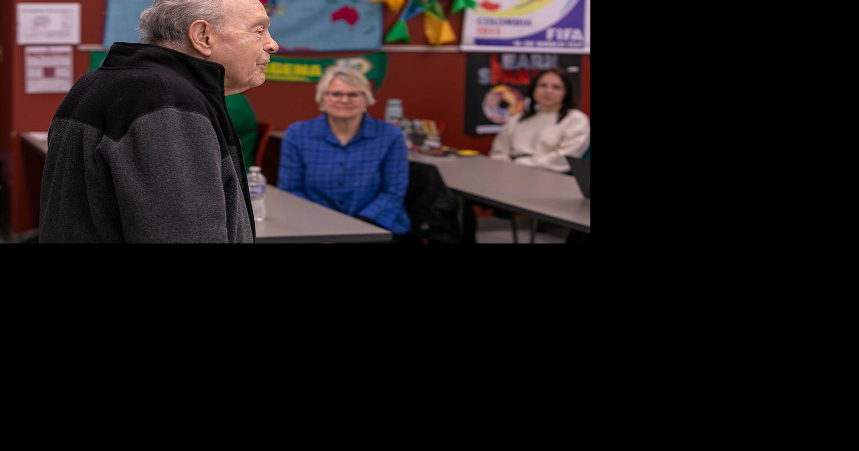 WWII veteran talks Holocaust, homefront with IUK students | Local news ...