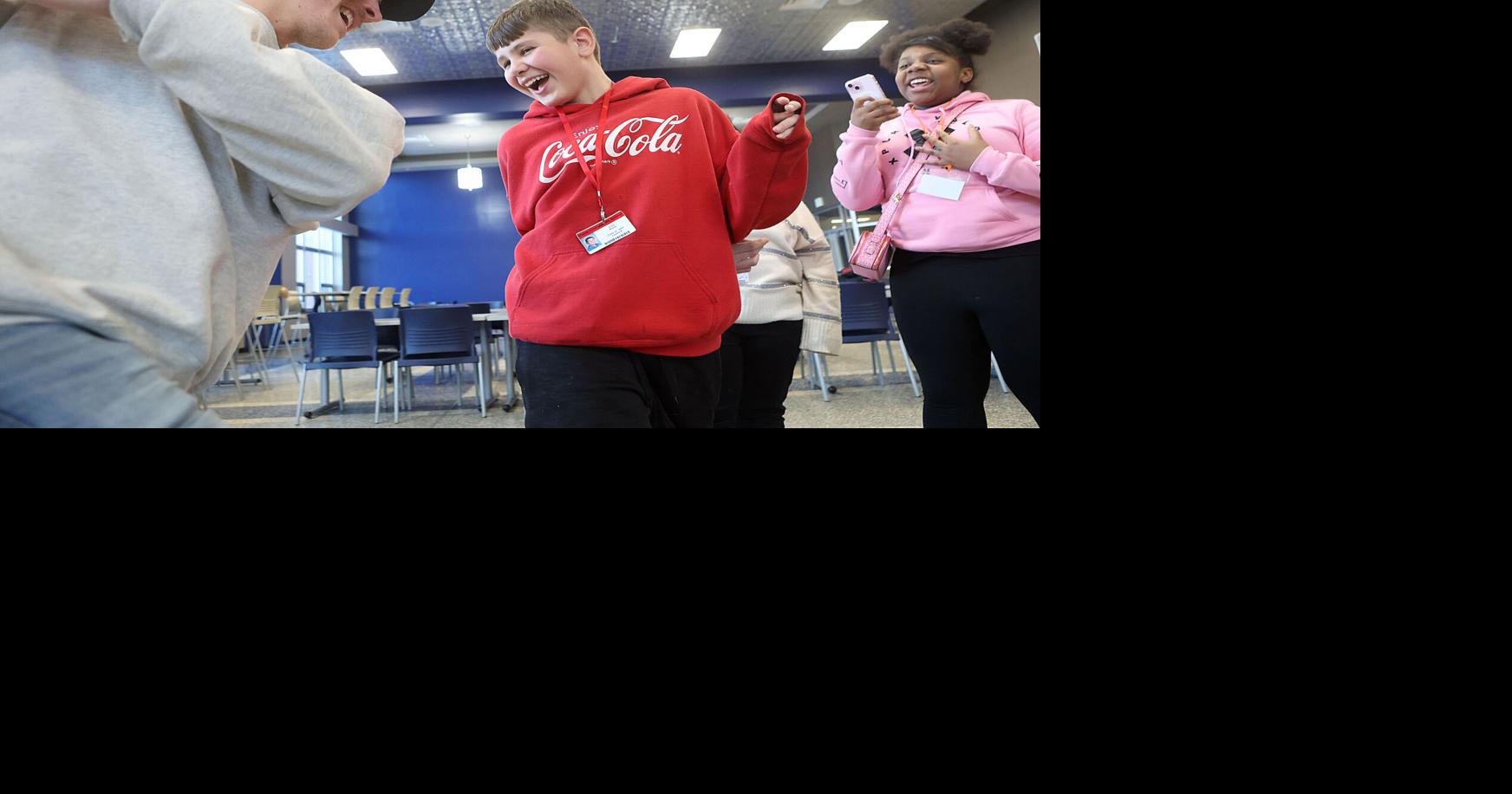 PHOTOS: Bridges Outreach middle school program | News | kokomotribune.com