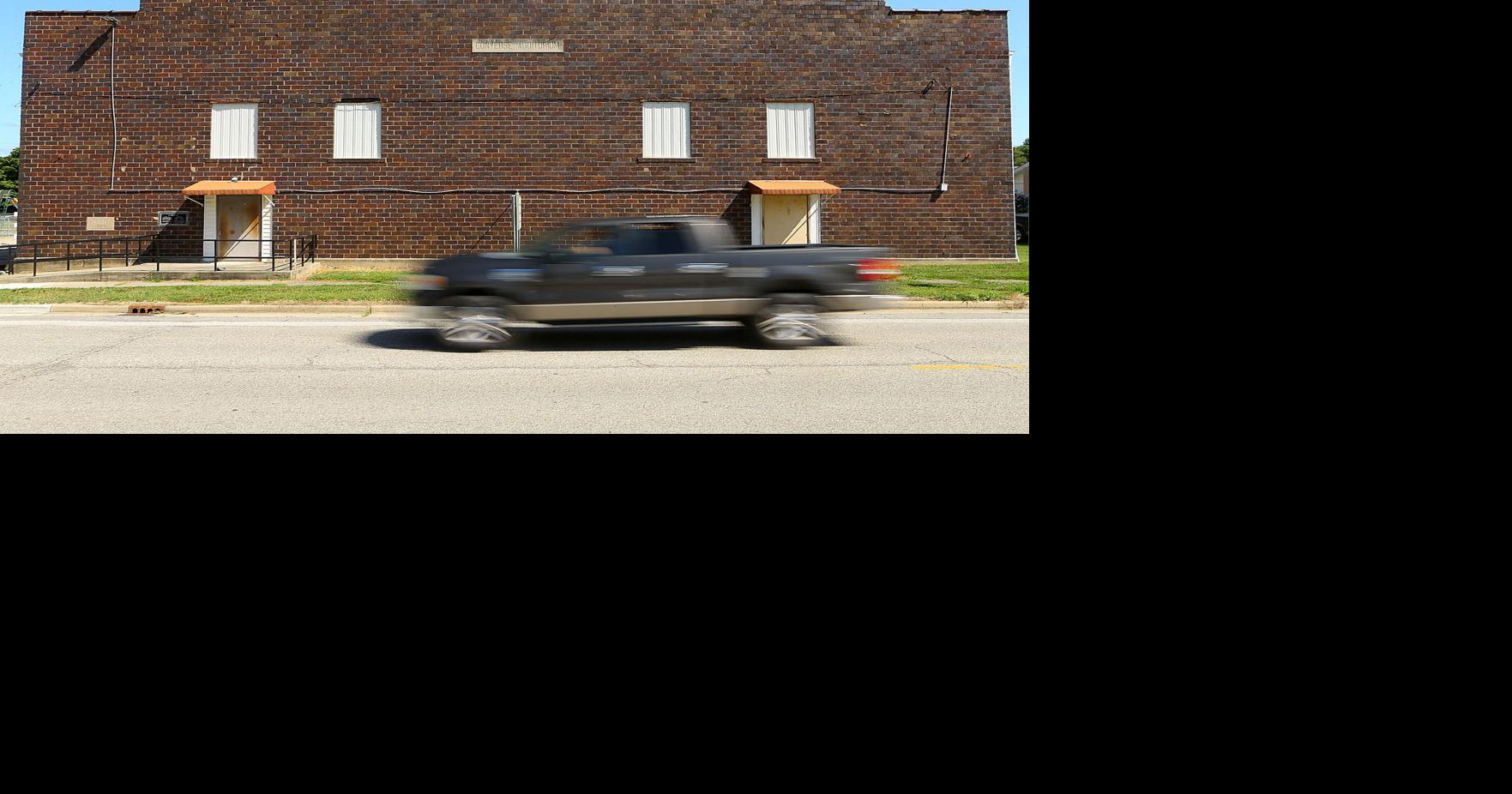 What to do with Borderman Gym?: Converse officials weigh whether to ...