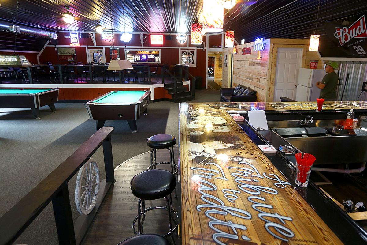 New country-themed bar, pizza place opens in Kokomo | News ...