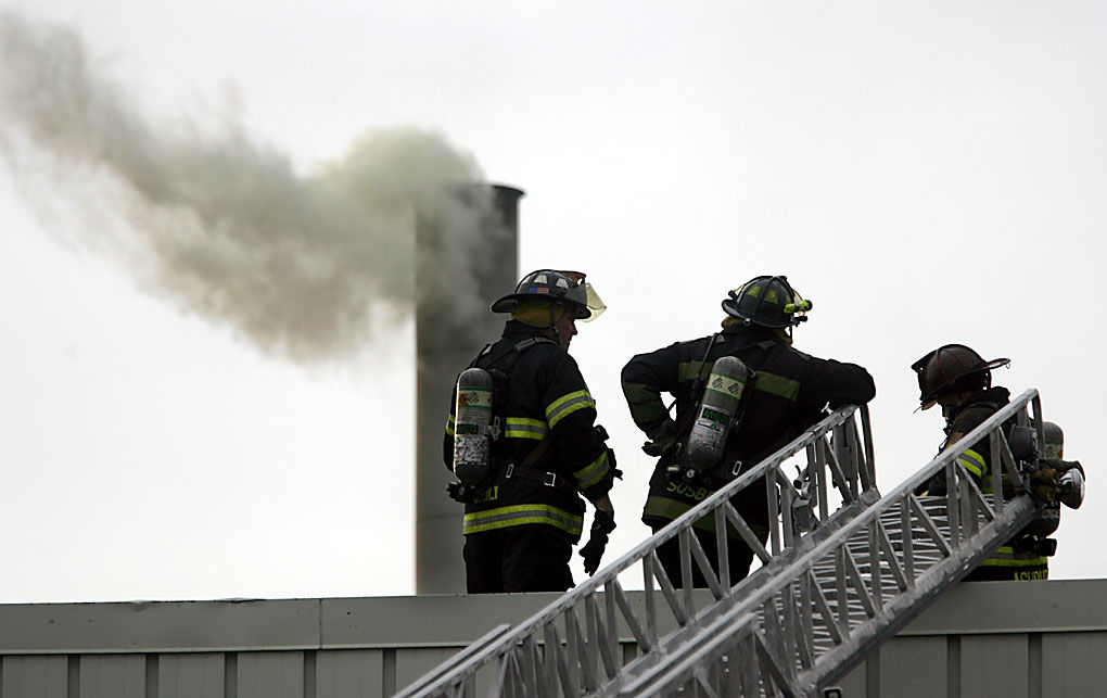 Crews quickly squelch fire at Chrysler plant | Local news ...