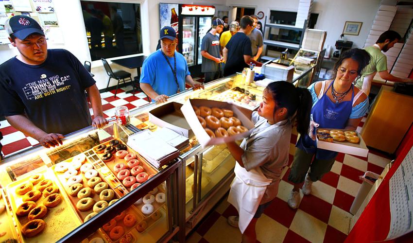 Dan's going strong as it nears 40th anniversary | News | kokomotribune.com