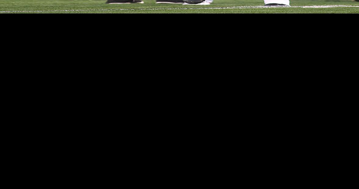 FOOTBALL: Kokomo visits Jay County, Western hosts Ole Miss in Sectional ...