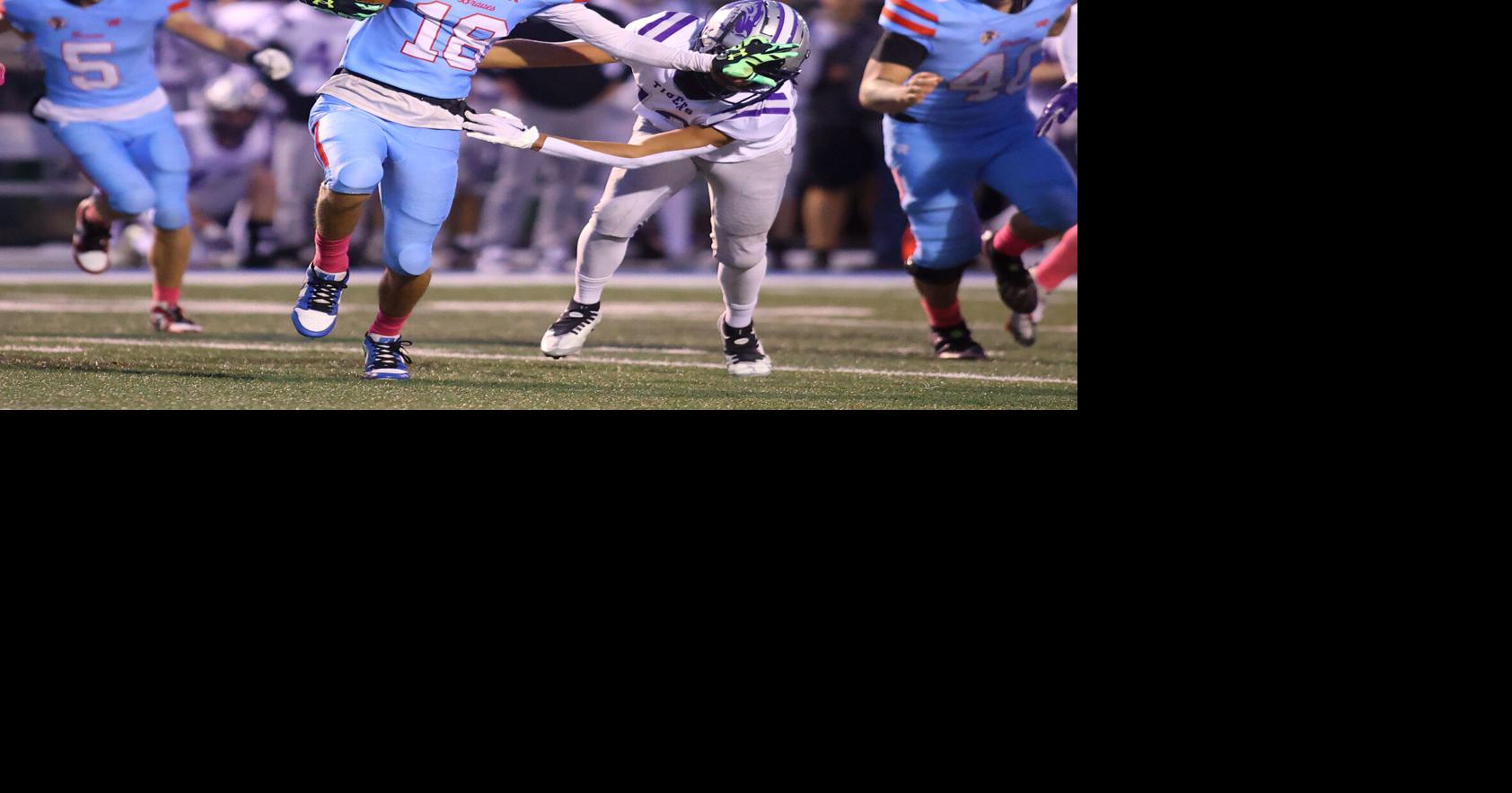 FOOTBALL: Mac puts up 49 points in 1st half to beat NW going away ...