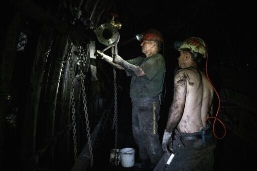 Czechs wind up black coal mining in green energy switch | News | kten.com