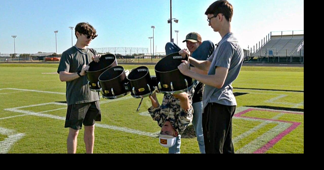 Tom Bean's upside-down drummer steals the show | Texas Headline | kten.com