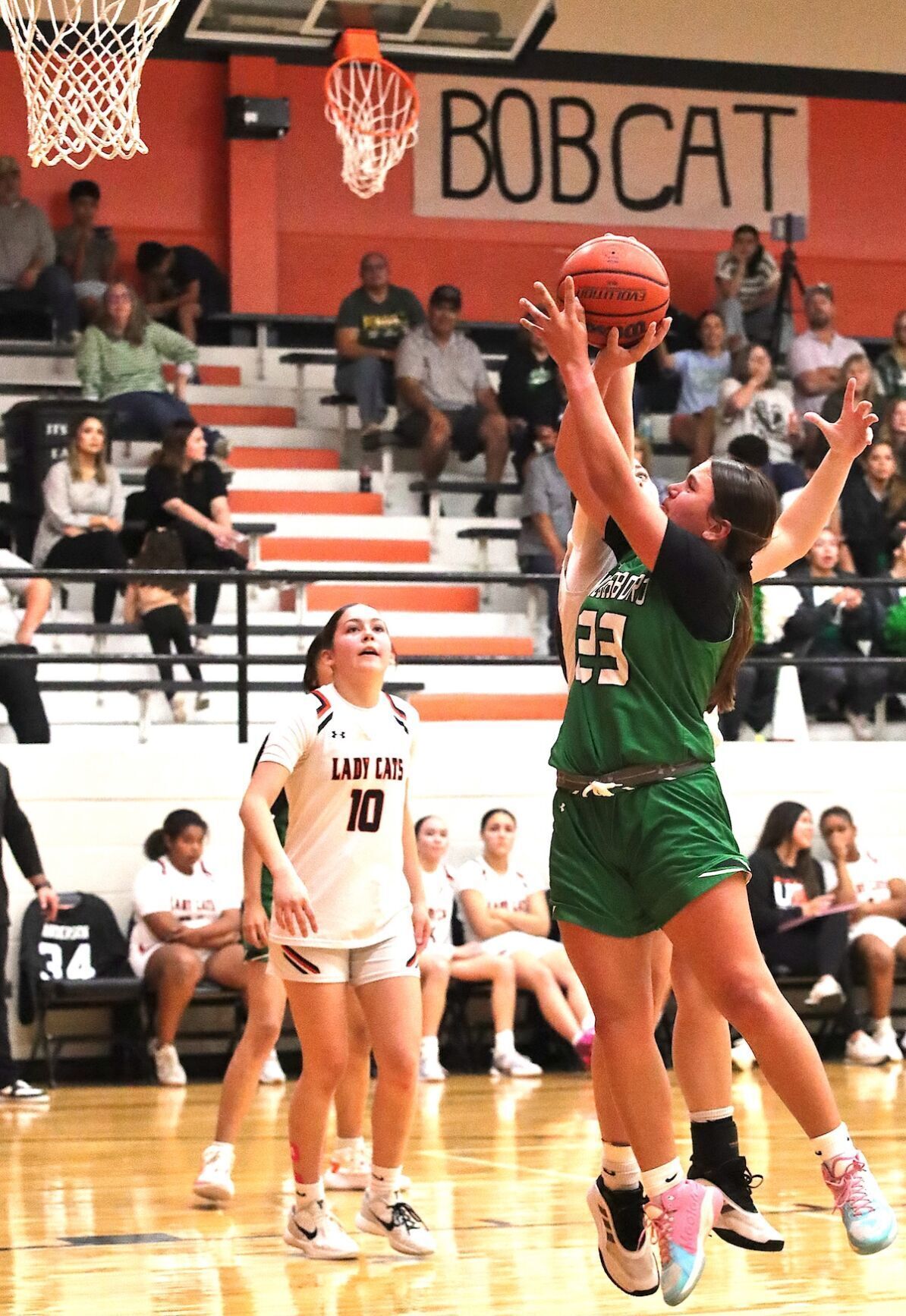 Lady Cats roll to 62-27 win over Lady Eagles | State | kten.com