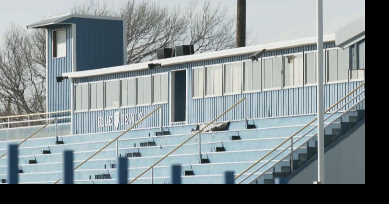 Police investigate vandalism at Ringling High School Fieldhouse ...