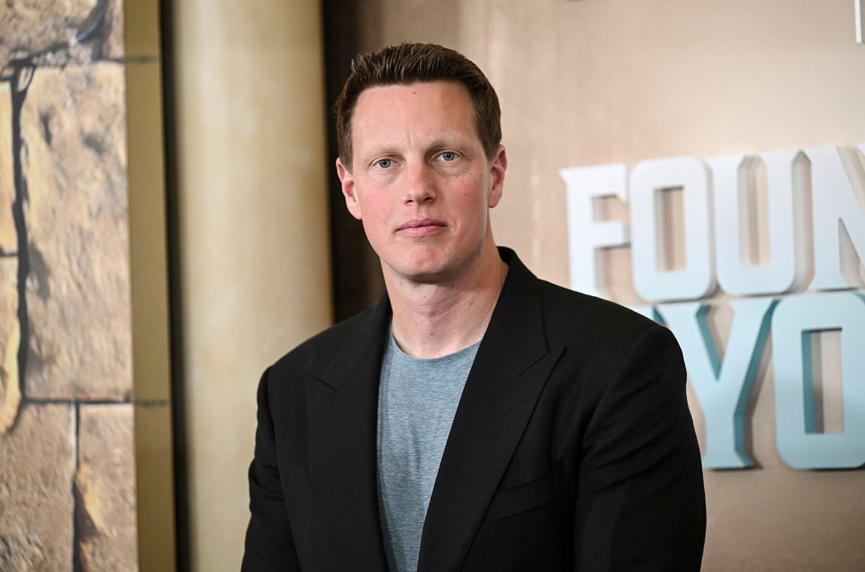 Paramount files lawsuit in pursuit of Warner Bros. Discovery and ...