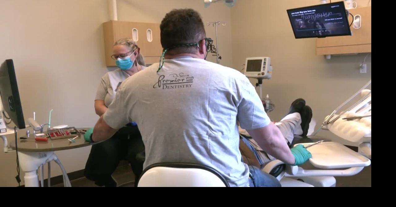 9th annual Keep Veterans Smiling event held in Sherman | News | kten.com