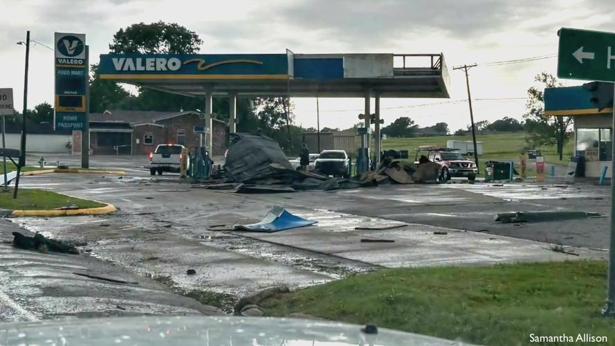 Howe cleans up after storm's fury | Weather News | kten.com