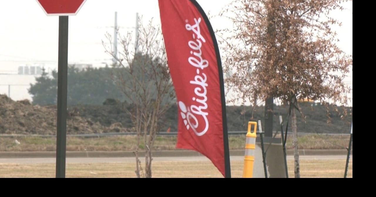 Sherman opens new classic location for nuggets and fries | News | kten.com