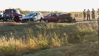 Crash blocks highway south of Pottsboro | Kten News | kten.com