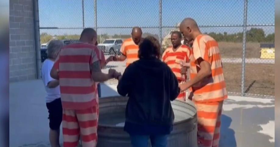 First Responder Fridays: Jail chaplain ministers to Oklahoma inmates ...