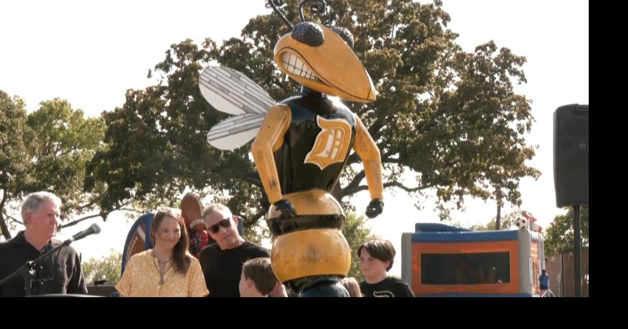 Symbol of Denison creates a buzz at Forest Park | Features | kten.com