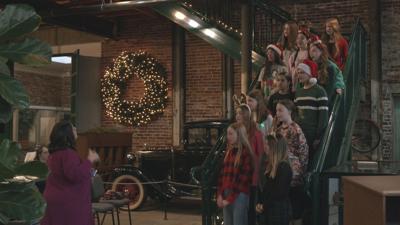 Museum celebrates ten years of holiday cheer | | kten.com