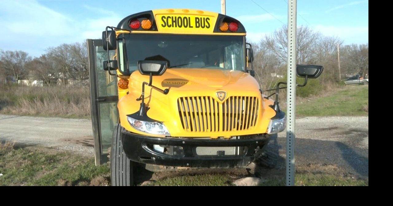 Silo students honored for heroism after school bus incident | Features ...