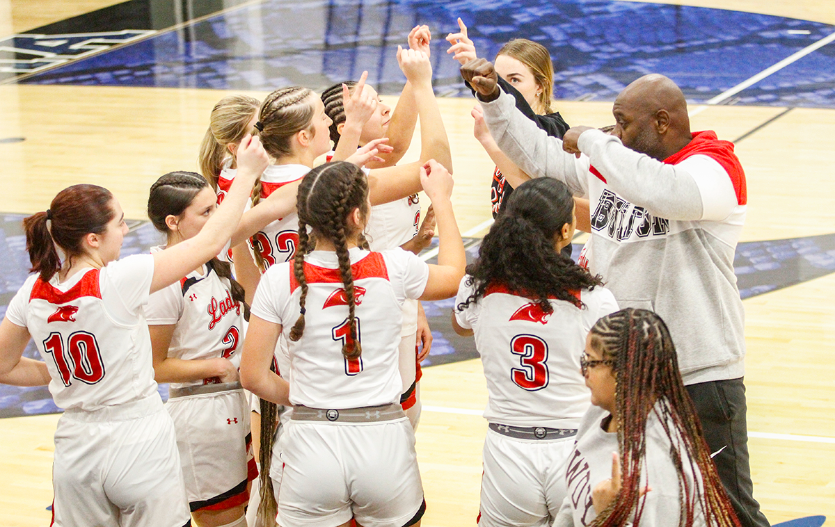 Newly-ranked Lady Panthers take first district loss at Mumford | State ...