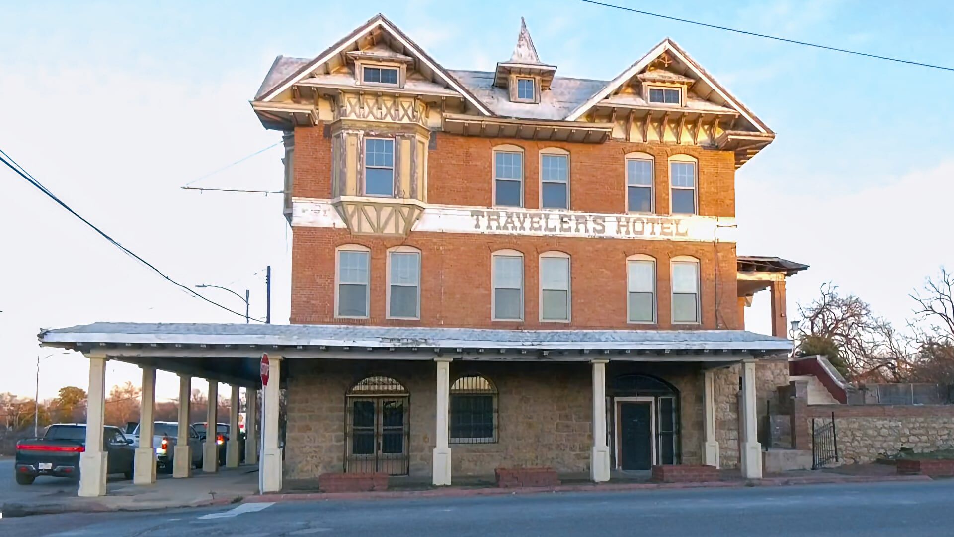 Zoning change for historic Denison hotel | Texas Headline | kten.com