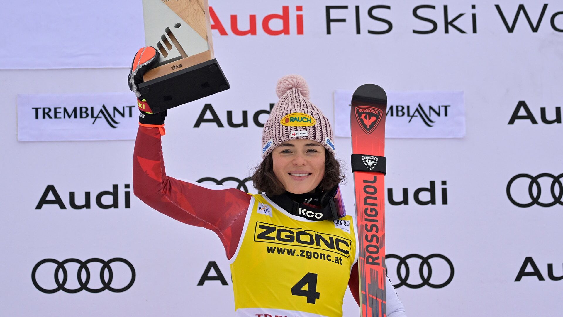 Julia Scheib snatches World Cup victory in Kronplatz giant slalom ...