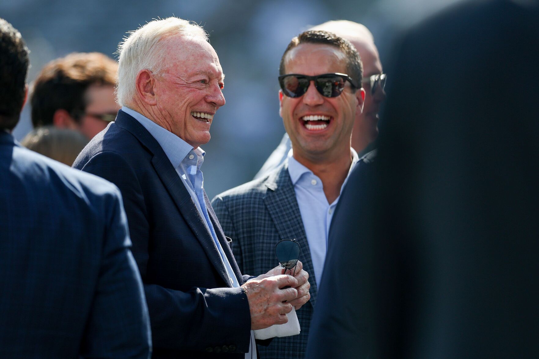 NFL fines Dallas Cowboys owner Jerry Jones $250,000 for ‘inadvertent ...