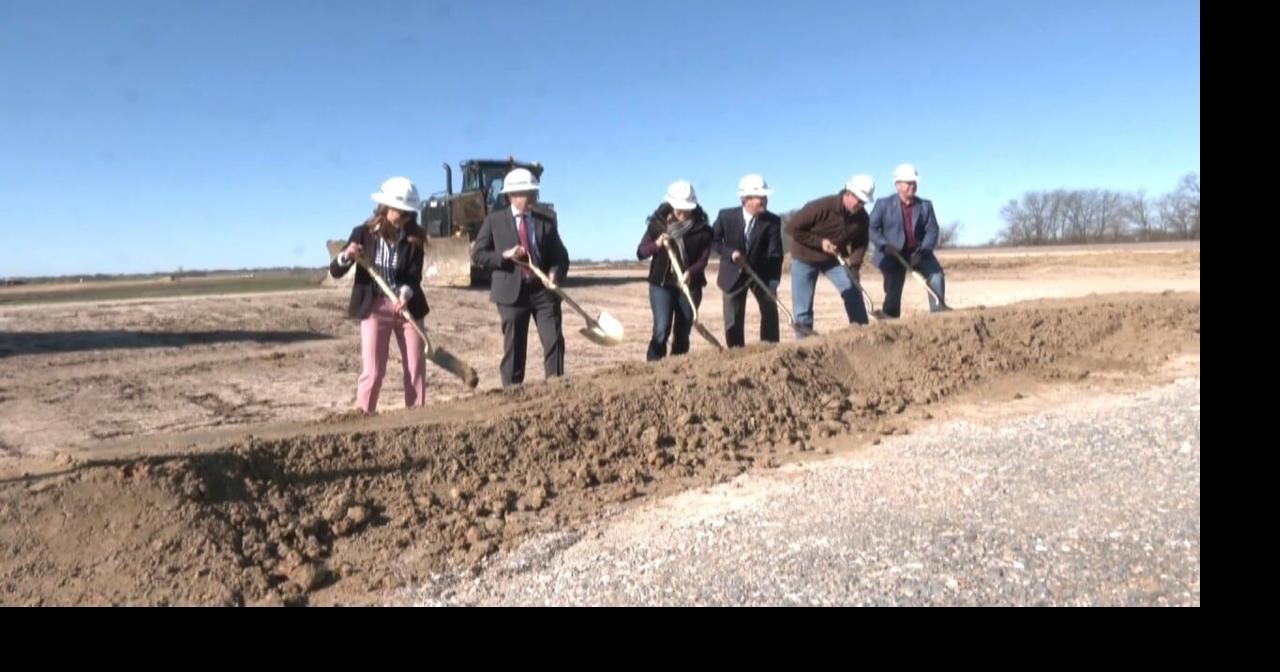 Dirt is turned for BNSF Logistics Center in Gunter | Texas Headline ...
