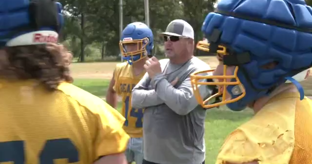 Dustin Beasley won't return at Antlers | Sports | kten.com