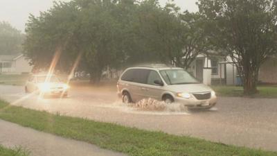 Heavy rain leads to flash flooding in Grayson County | Weather News ...