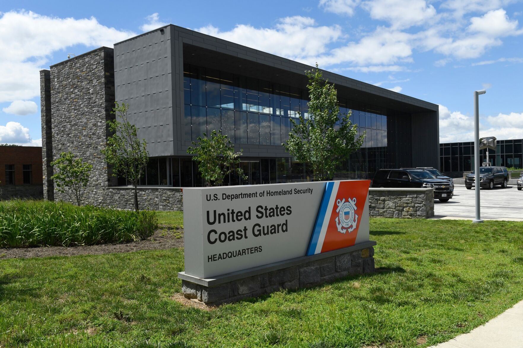 Coast Guard helicopter crashes on a training mission in Alaska and four ...