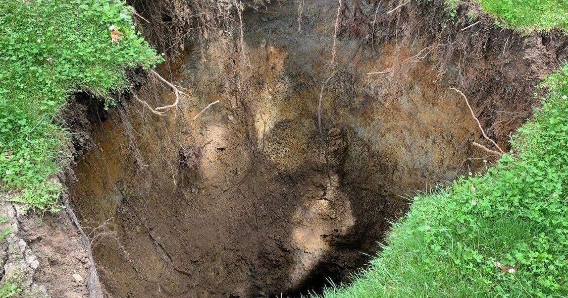 69-foot-deep hole opens up in Brookfield family’s backyard | Local News ...