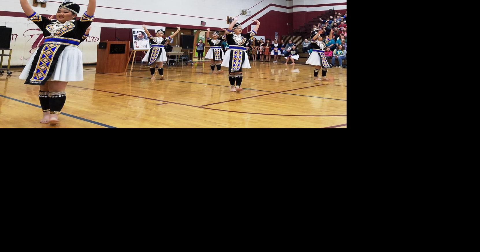 Holmen Middle School celebrates Hmong culture