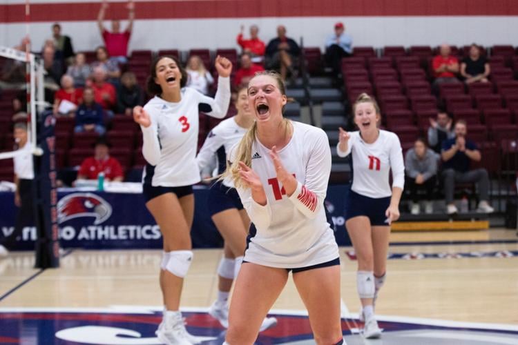 Viterbo women's volleyball: V-Hawks go to five sets against one-loss ...