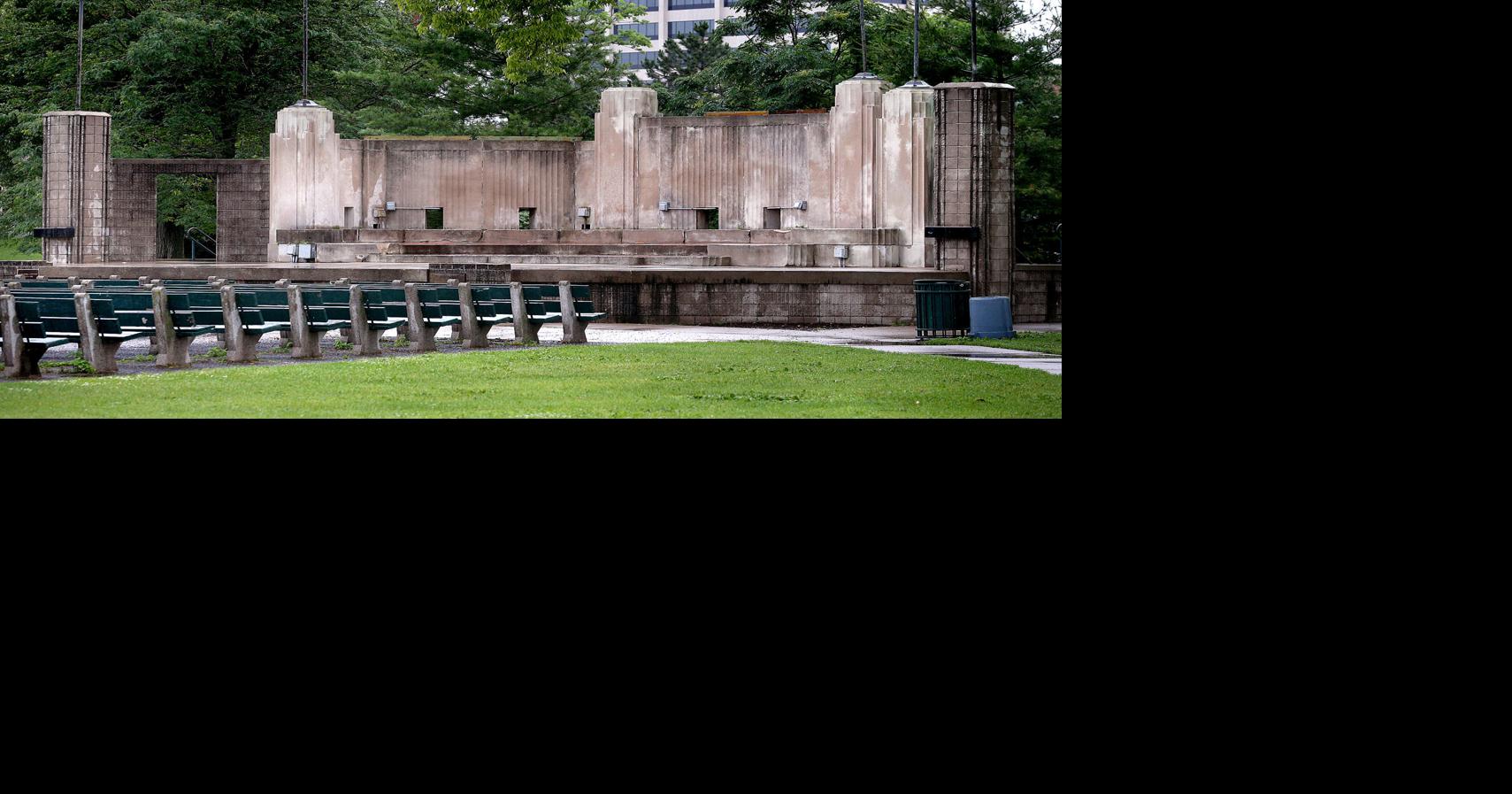 User group looks to add shell to Riverside Park bandstand