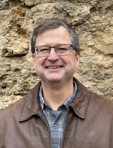 Kirkus Review award given to novel with La Crosse mystery