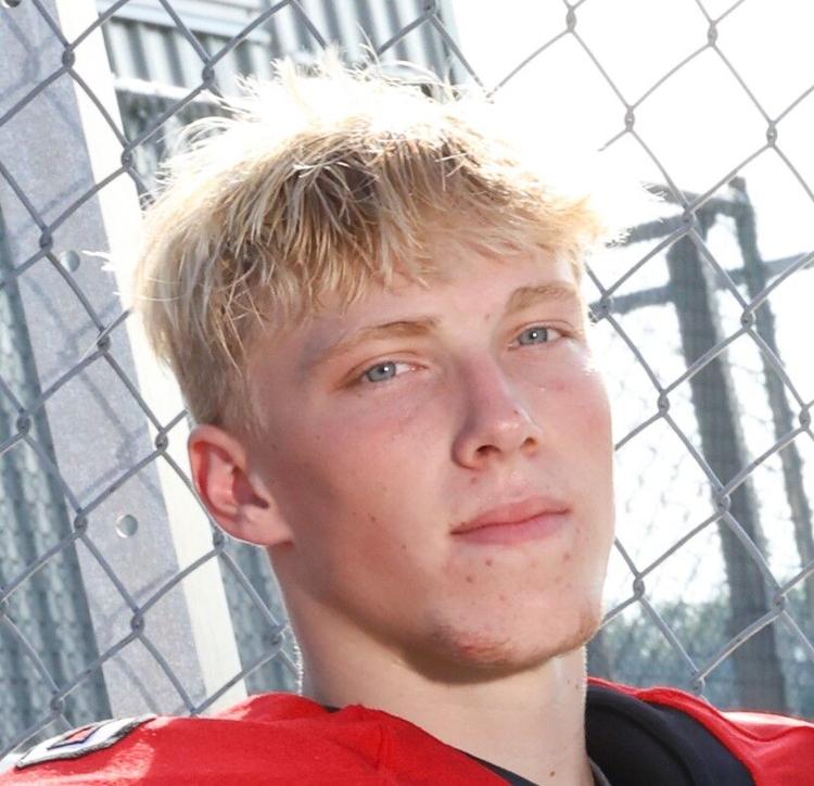 High school track and field: Burnstad wins 800, Onalaska wins boys ...