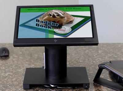 La Crosse borrowing e-poll books from Wisconsin Elections Commission