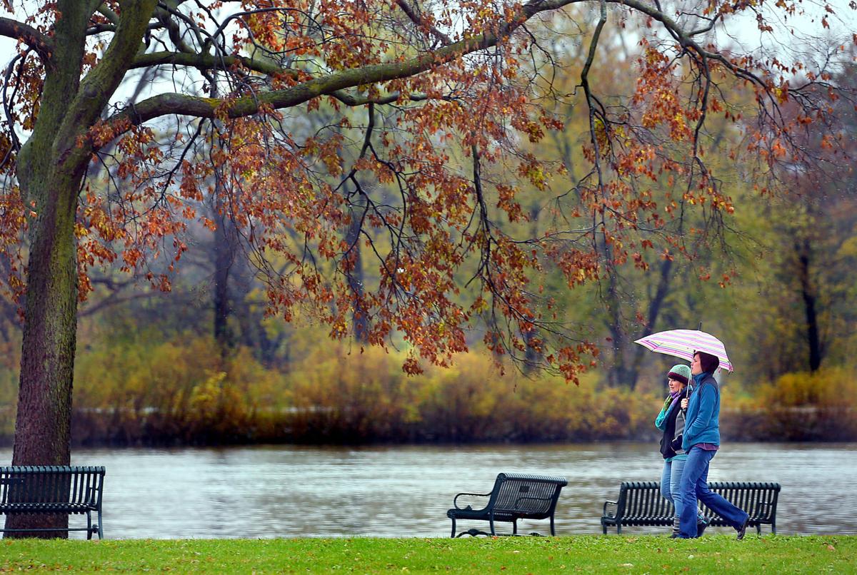 Chilly, damp weather foreshadows colder-than-normal winter