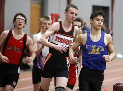 Viroqua boys, girls track teams open the season