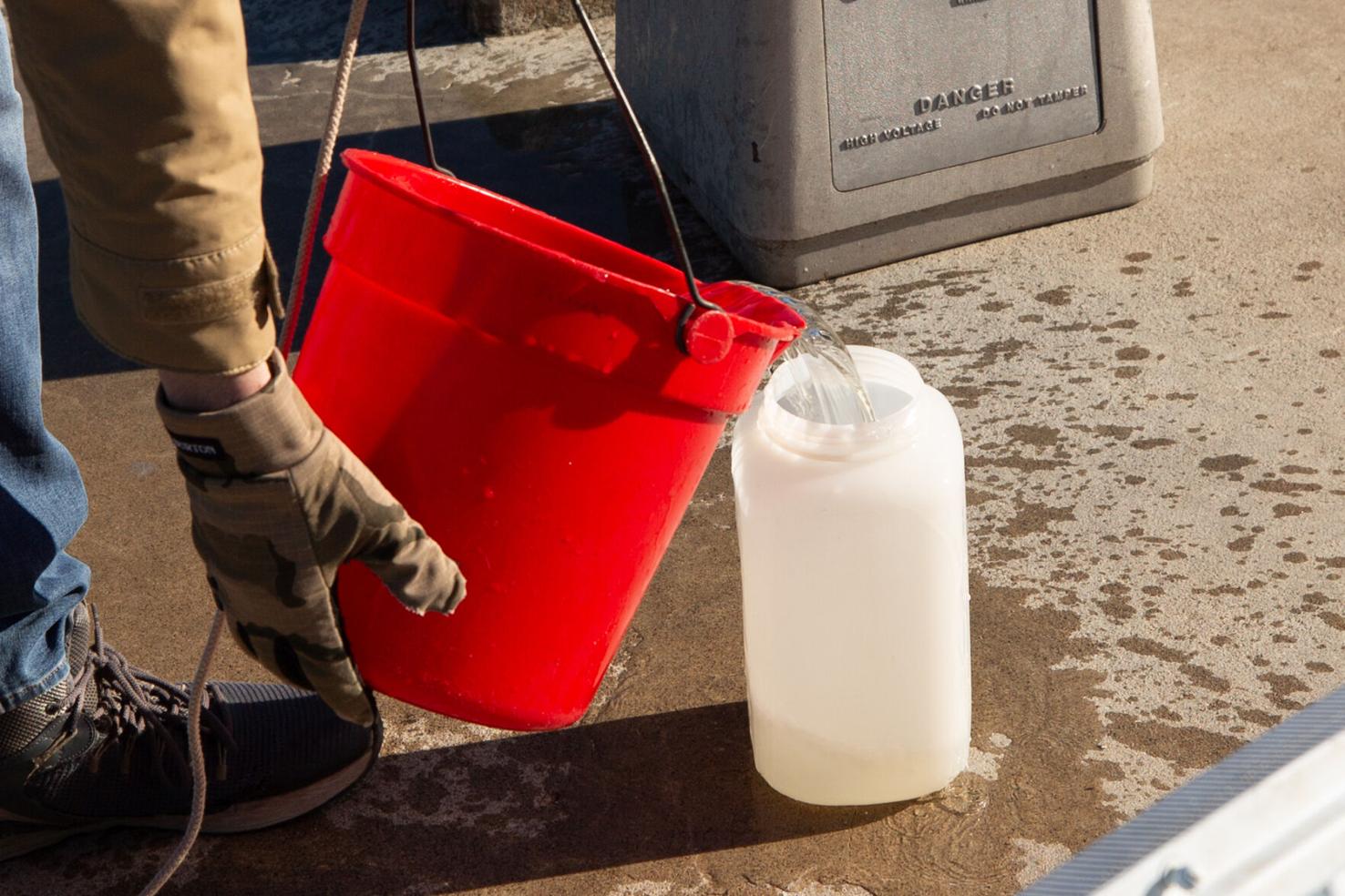 Road salt use contributes to chloride pollution in rivers