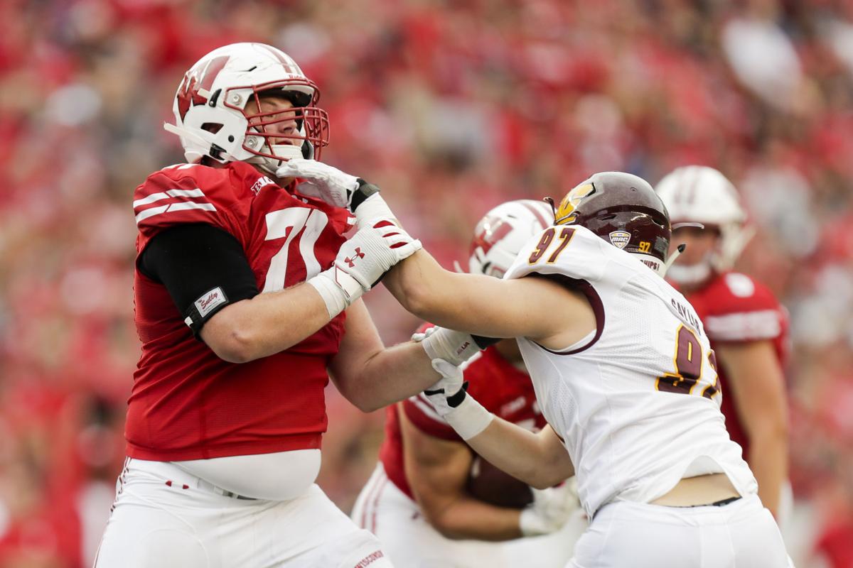 Funny off the field, UW offensive lineman Cole Van Lanen doesn't mess ...