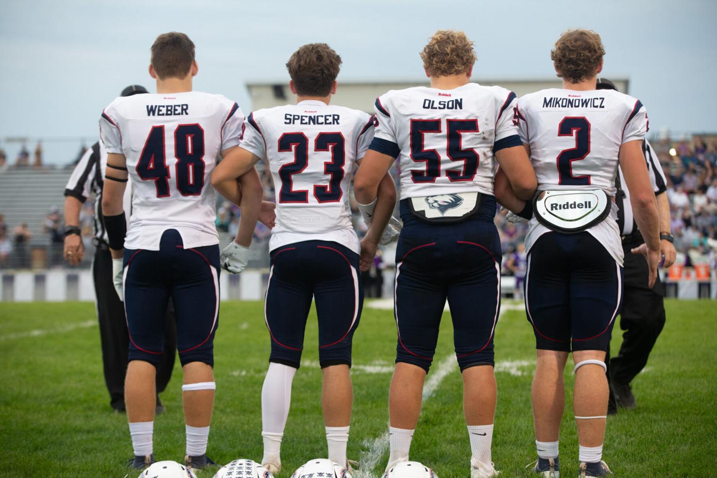 La Crosse area high school football scores for Week 5