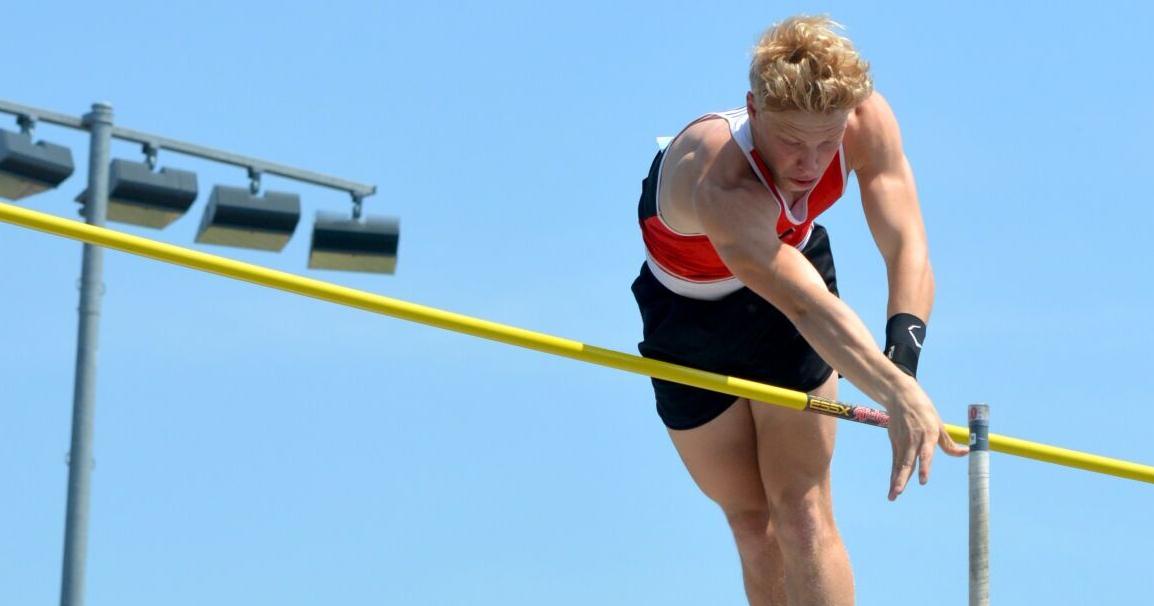 WIAA state track and field: Bangor's Sam Crenshaw wins D3 pole vault