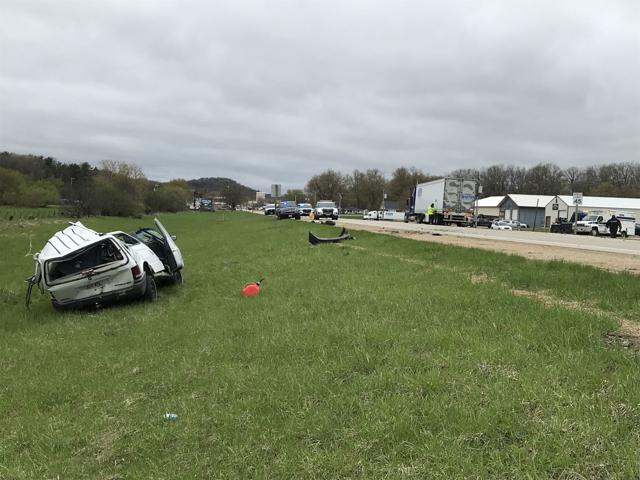 One dead in Monroe County car crash