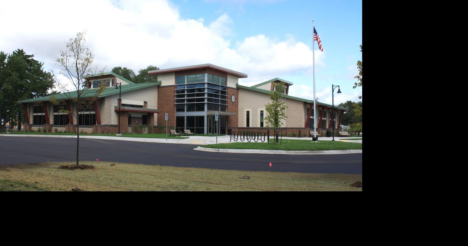 Renowned Holocaust expert to speak at Holmen library