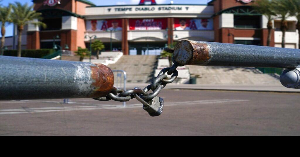 Lockout gets real: MLB's spring showcase goes silent