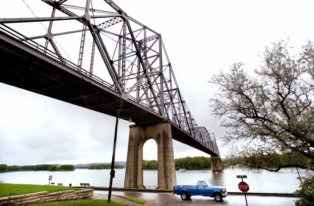 Black Hawk bridge reopens in Lansing
