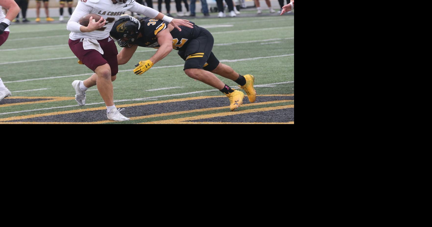 UW-La Crosse football at UW-Oshkosh: Score, analysis