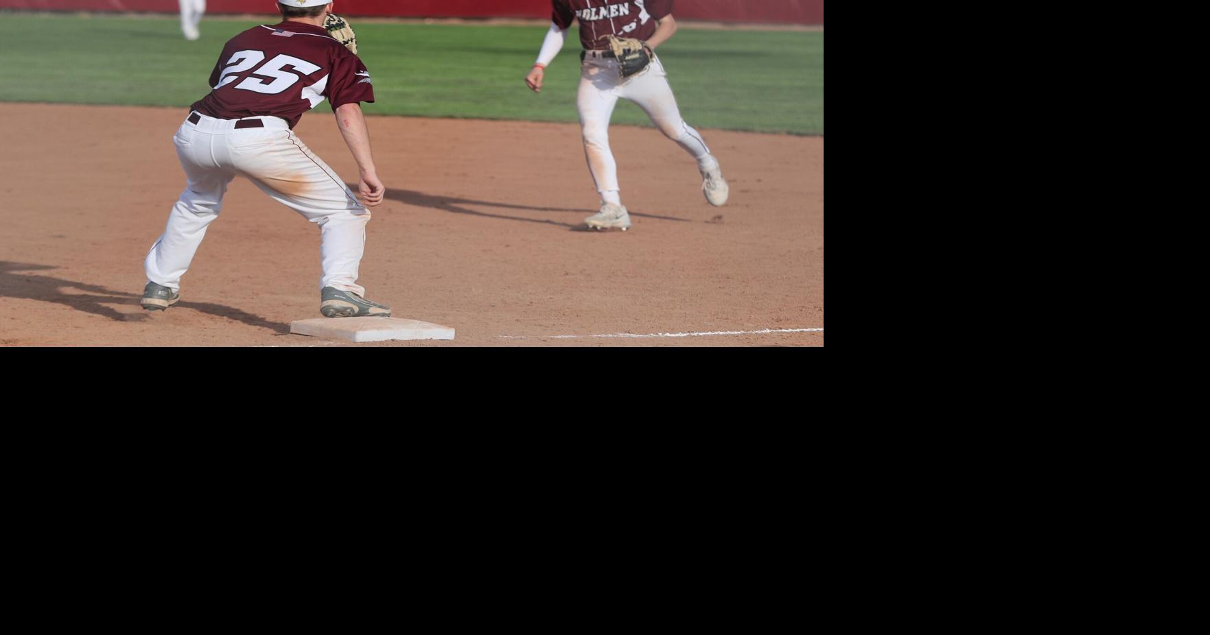 Holmen baseball beats Onalaska in huge MVC matchup