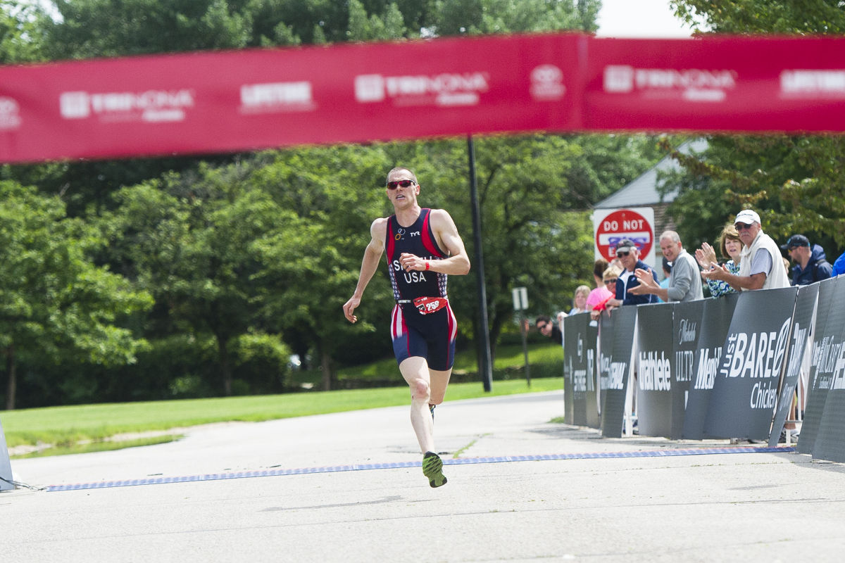 Boyfriend-girlfriend duo win ninth annual Trinona